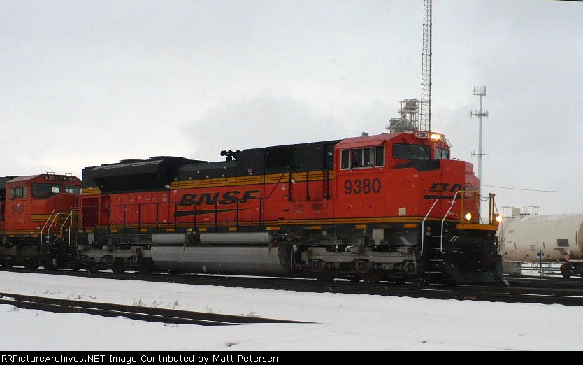 BNSF 9380